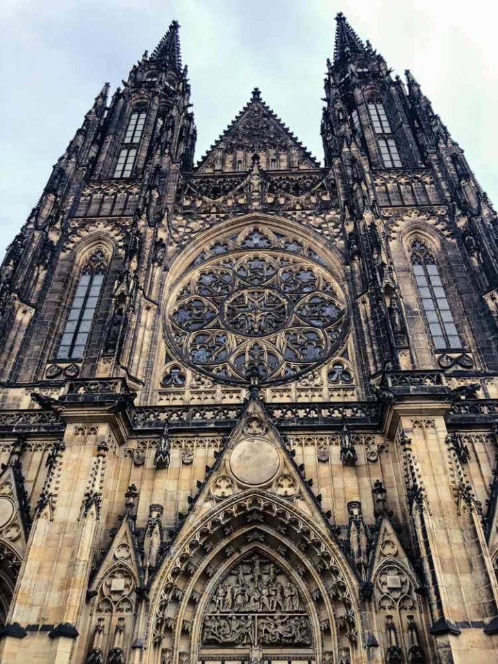 Prague Castle: Everything You Need to Know to Visit - Travel Geekery